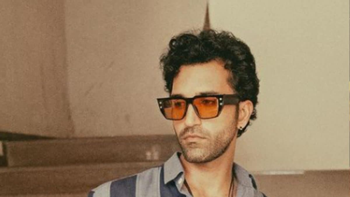 Meet Gurfateh Singh Pirzada, Call Me Bae Actor Who Did Odd Jobs To ...