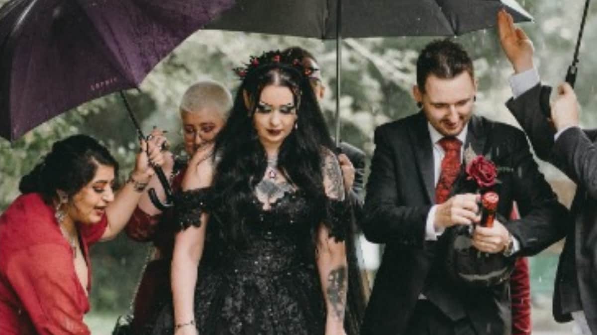 British Couple Defies Superstition, Gets Married On Friday The 13th In ...