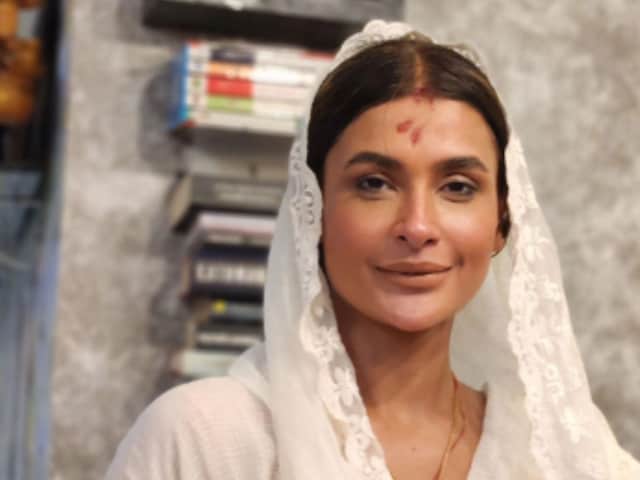 Ganesh Chaturthi 2024: Bigg Boss 14's Pavitraa Punia Says 'Khoob Sari ...