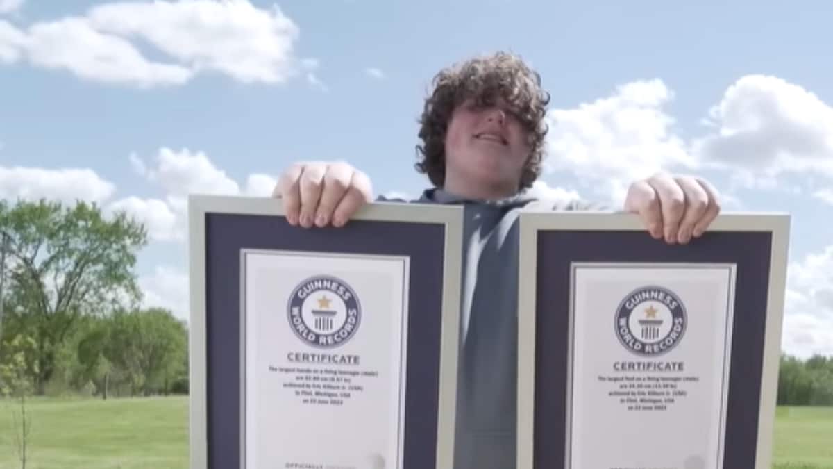 16-Year-Old US Boy Sets Guinness World Records For Largest Feet And ...