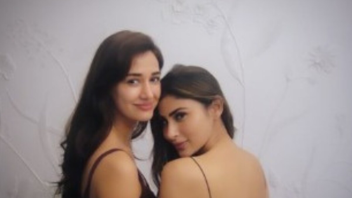 Disha Patani Is 'So Grateful' To Have Mouni Roy As Her Friend - News18