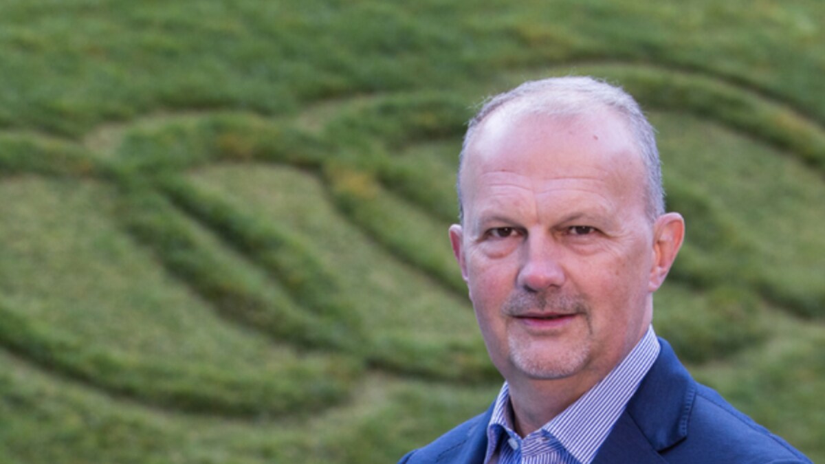 Audi Italy Boss Fabrizio Longo Dies In 10,000-Foot Fall From Mountain ...