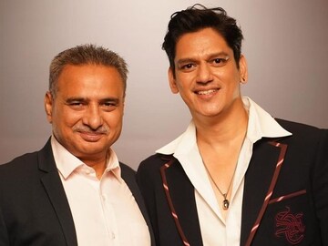 IC814 The Kandahar Hijack: Meet Devi Sharan, Indian Airlines Captain ...