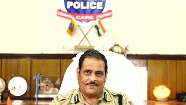 Who Is Manoj Kumar Verma? The New Kolkata Police Commissioner Replacing Vineet Goyal | India ...