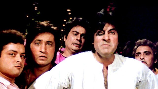 Jaya Bachchan Searched For Amitabh After He Didn't Return From Satte Pe ...