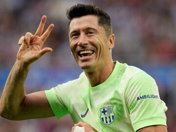 Robert Lewandowski Joins Elite List as he Surpasses 50 Goal-mark for ...