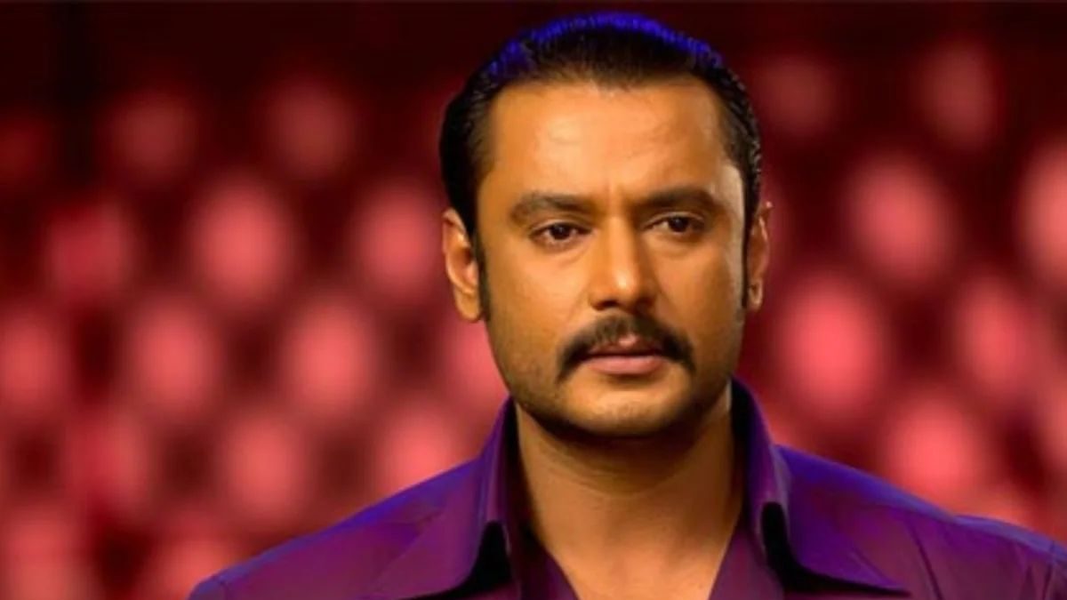 Doctors Recommend Surgery To Treat Actor Darshan’s Severe Back Pain ...