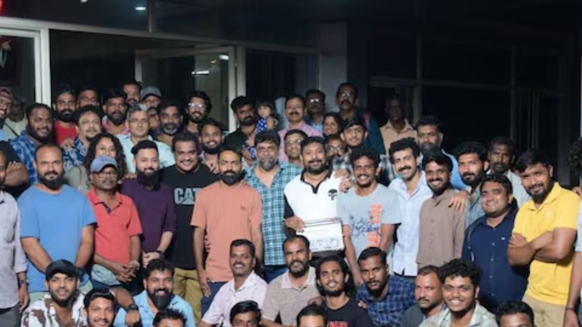 It's A Wrap For Ela Veezha Poonchira Director Shahi Kabir's Next ...