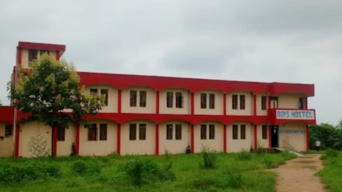 How To Apply For Classes 9 And 11 Admissions At MP's Chhatarpur Navodaya Vidyalaya | Education ...