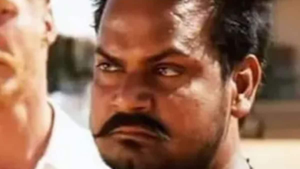 Lagaan Actor Akhilendra Mishra Talks About Pay Disparity Between ‘Stars ...