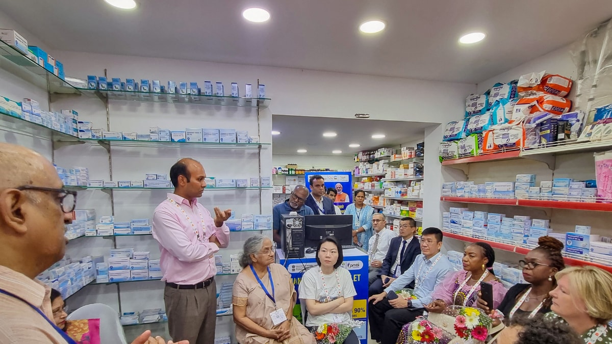 '11 Crore Sanitary Pads Sold in 6.5 Months': Jan Aushadhi Now Biggest ...