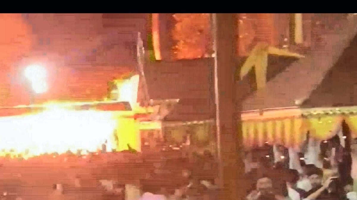Video: Panic And Chaos After Fireworks Explosion At Temple Festival ...