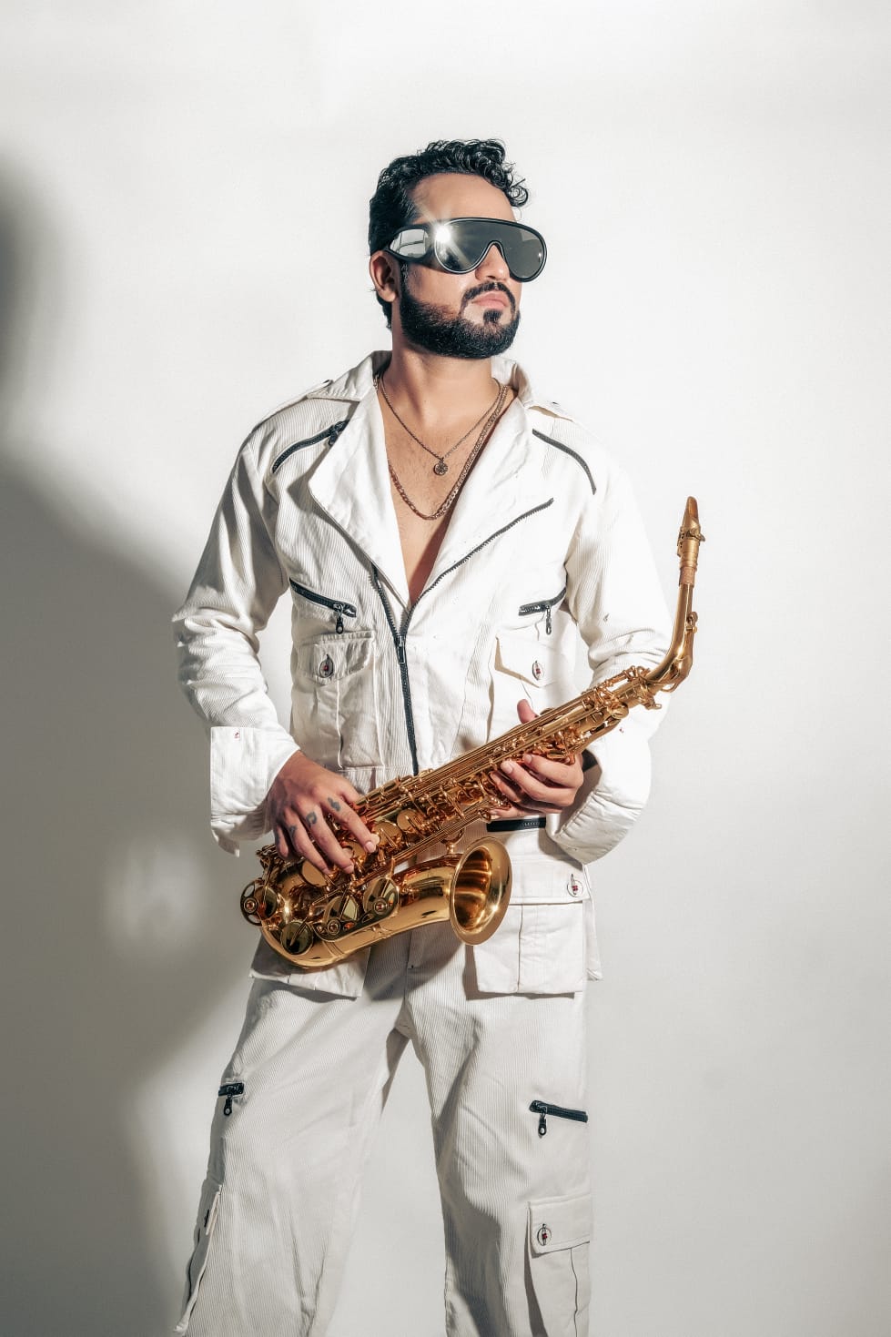 Lenny Massey Debuts with Five - A Musical Harmony: A Global Saxophone ...