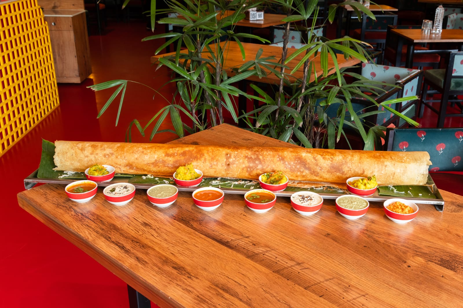 Durga Puja 2024: Head To These 15 Restaurants In Kolkata To Indulge in ...