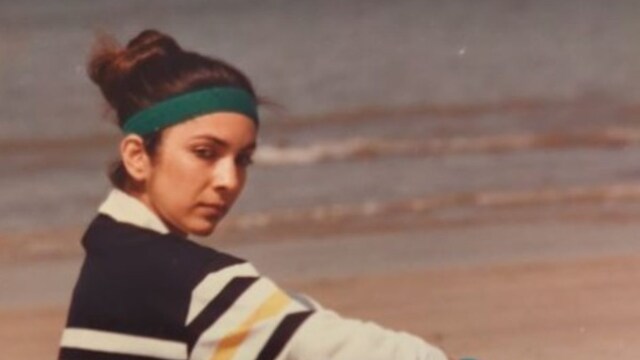 Neena Gupta Shares A Glimpse From The Past Featuring Stunning Casual ...