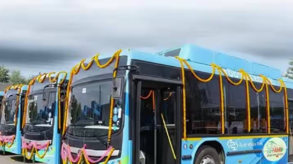 Delhi: New Mohalla Bus Service Launches To Boost Last-Mile Connectivity ...