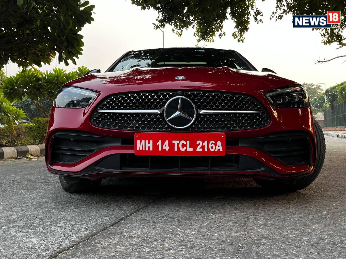 Mercedes-Benz C-Class C300 AMG in Pics : See Design, Road Presence ...