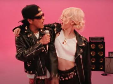 APT Song Out: BLACKPINK Star Rose Kisses Bruno Mars In New Music Video ...