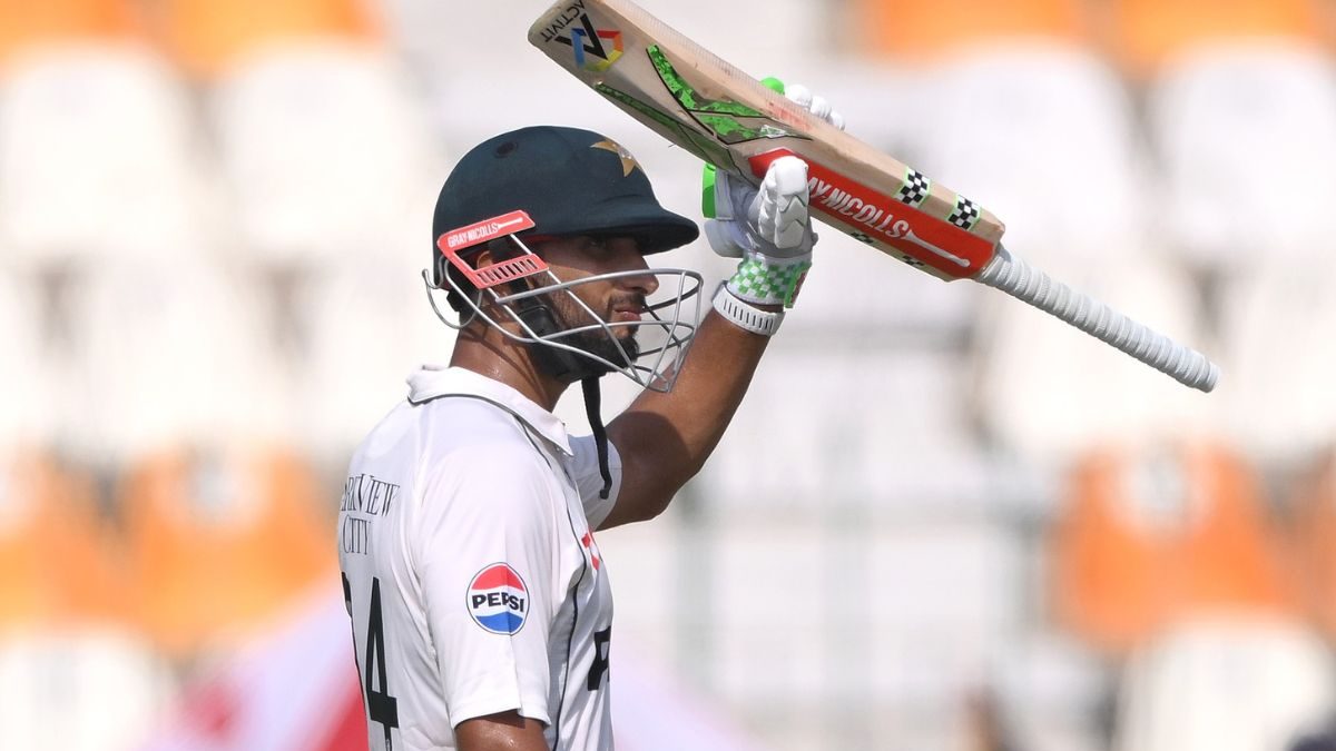 Pakistan Captain Shan Masood Scores a Test Hundred After 1524 Days to ...