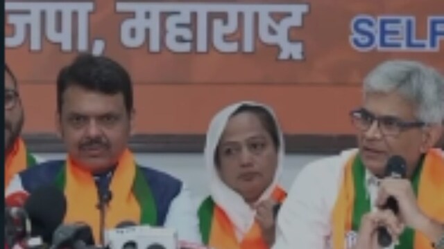 Watch | Fadnavis’s Reaction After Ravi Raja Calls Him 'Next CM' Of ...