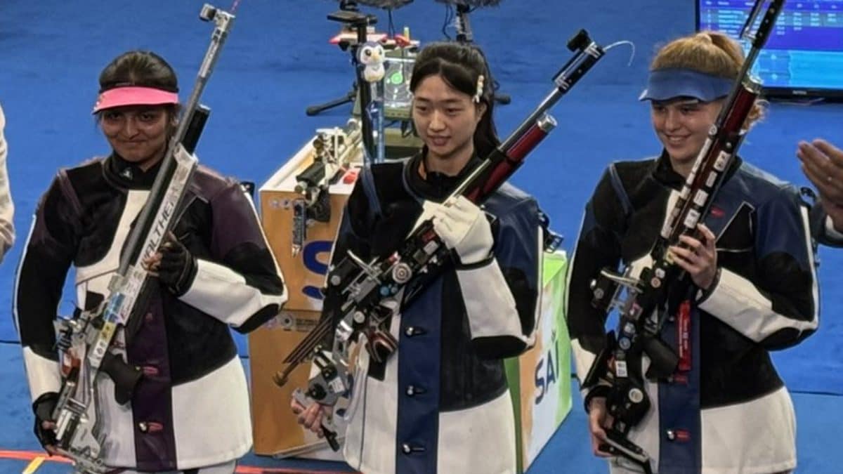 Sonam Maskar Wins 10m Air Rifle Silver at ISSF World Cup Final | Sports ...