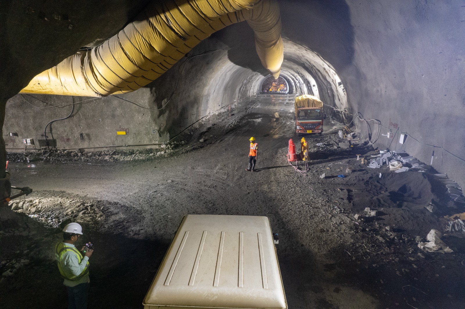 Mumbai-Ahmedabad High-Speed Rail’s Undersea Tunnel Advances With Key ...