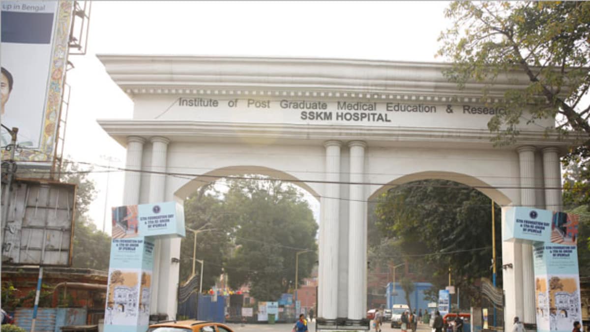 Man Thrashed With Hockey Sticks At Kolkata’s SSKM Hospital, Doctors ...