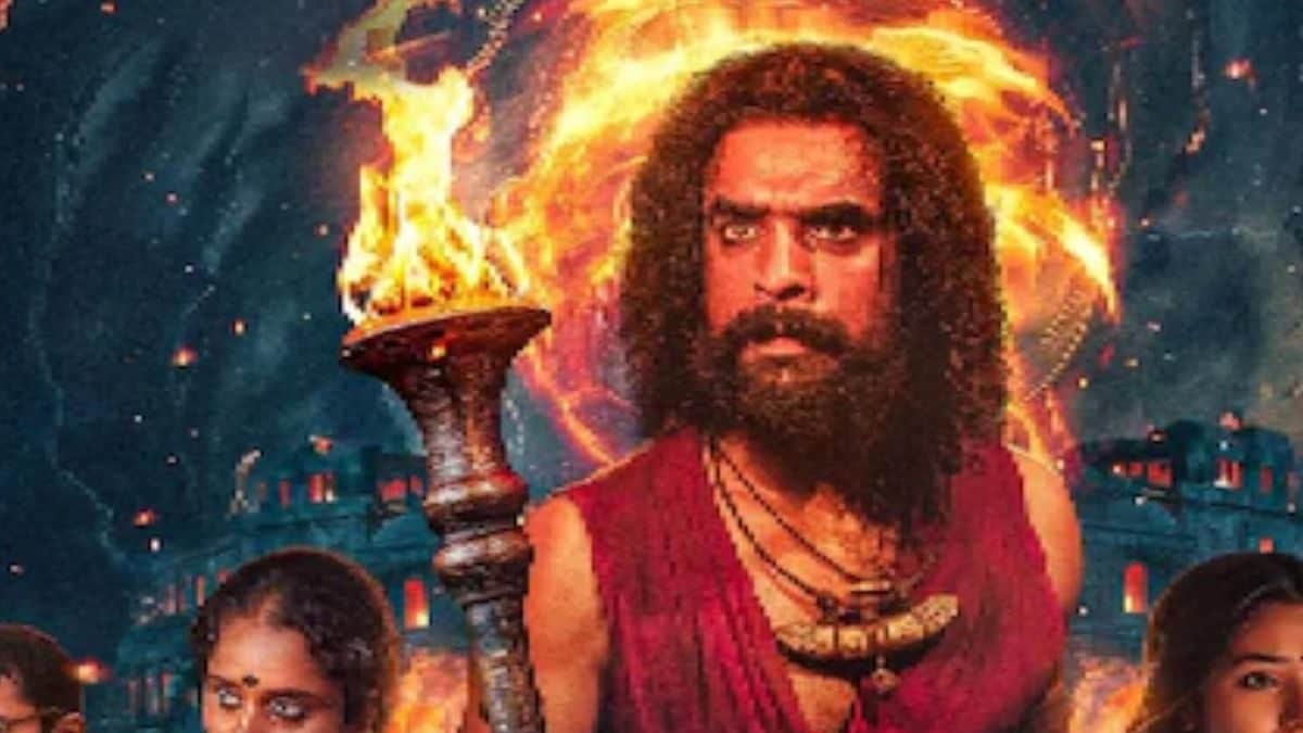 Tovino Thomas' Ajayante Randam Moshanam Joins Rs 100 Crore Club ...
