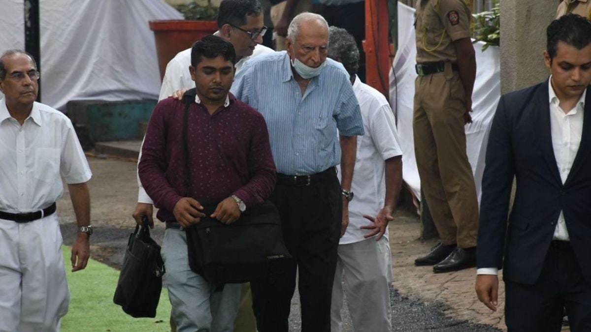 Ratan Tata Death: Younger Brother Jimmy Pays Last Respects, Stepmother ...