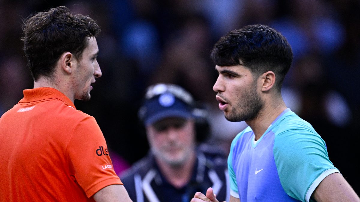 Carlos Alcaraz Crashes Out of Paris Masters; Stunned By 18th-Ranked Ugo ...