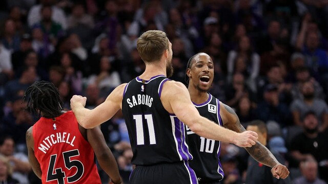 NBA: Domantas Sabonis Puts Up Historic 'Perfect' Triple-Double as Kings Sink Raptors 122-107 ...