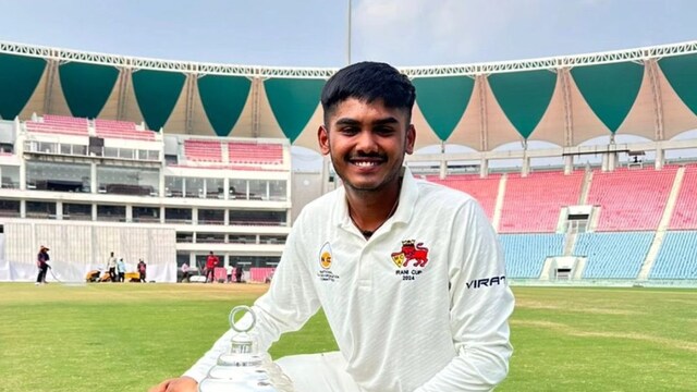 MS Dhoni Impressed By 17-Year-Old Mumbai Opener Ayush Mhatre, CSK Call ...