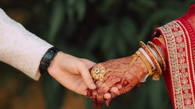 Why Mothers Of Grooms Don't Attend 'Saat Phere' In Some Weddings ...