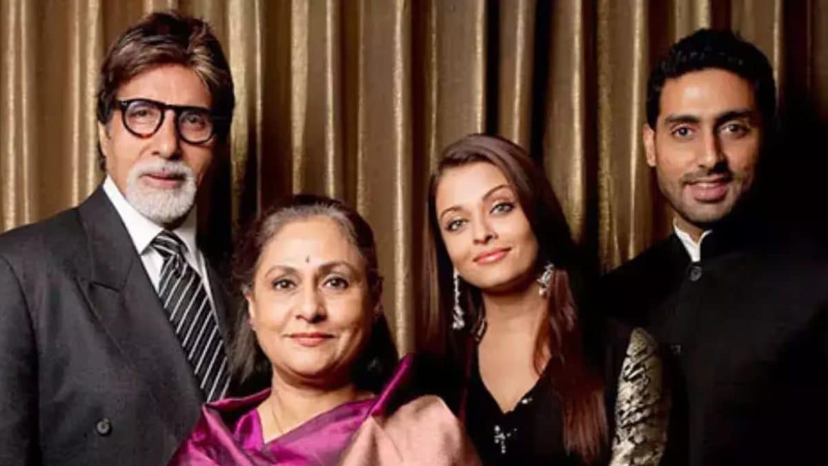 When Aishwarya Rai Rang In Birthday By The Taj Mahal With Abhishek ...