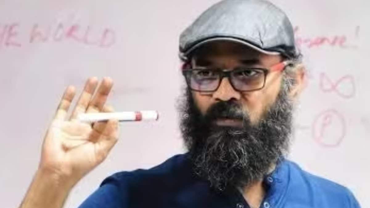 Kannada Director Guruprasad Found Dead In Bengaluru Apartment, Police ...