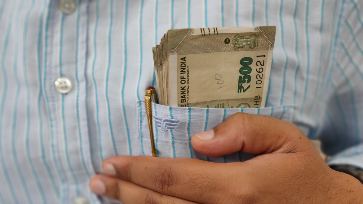 2 Years On, Bank Manager Who Fled With Rs 35 Lakh Arrested By Punjab ...