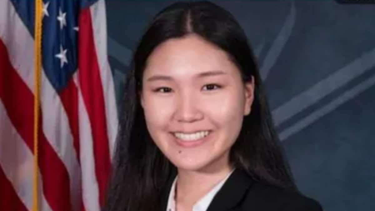 Sophia Park, 17, Becomes The Youngest Lawyer To Pass California Bar ...