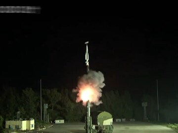 India Successfully Test-Fires Long-Range Hypersonic Missile | Video ...