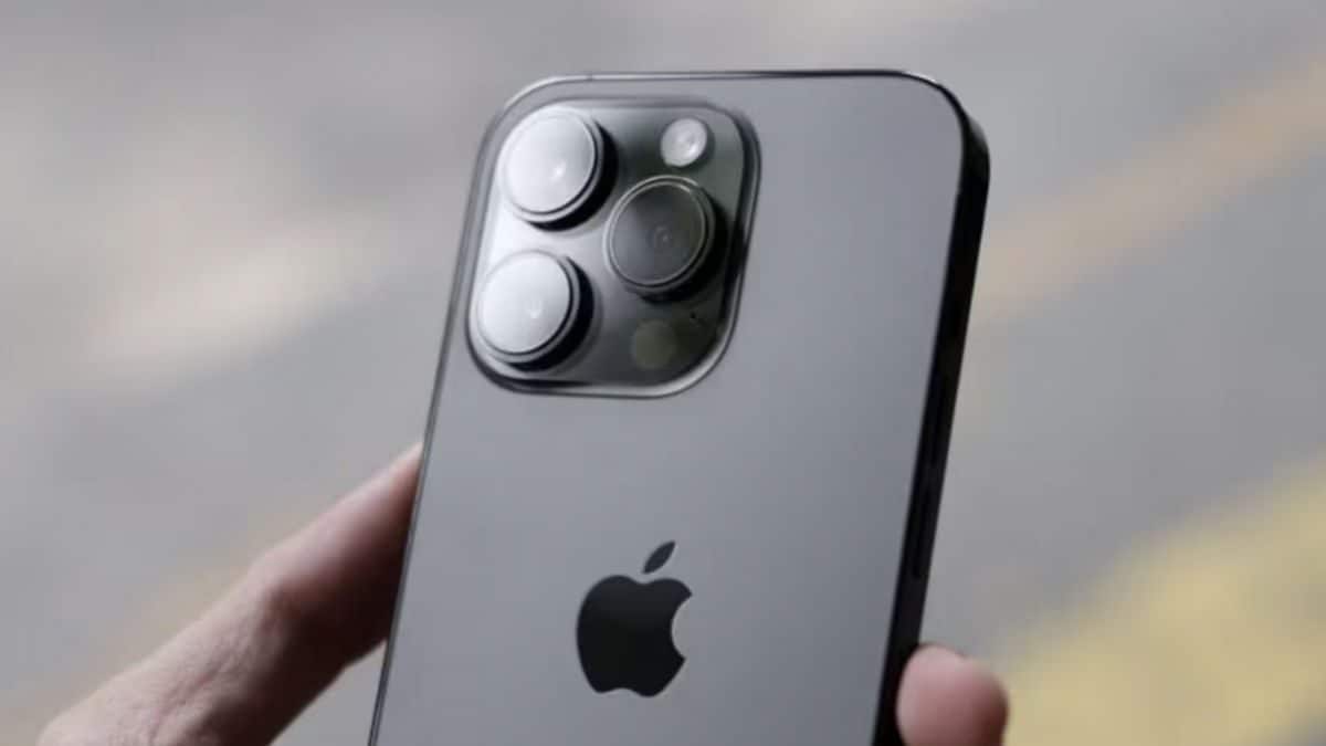 Samsung Tipped To Make Advanced Cameras For iPhone 18 Pro Model: Know ...