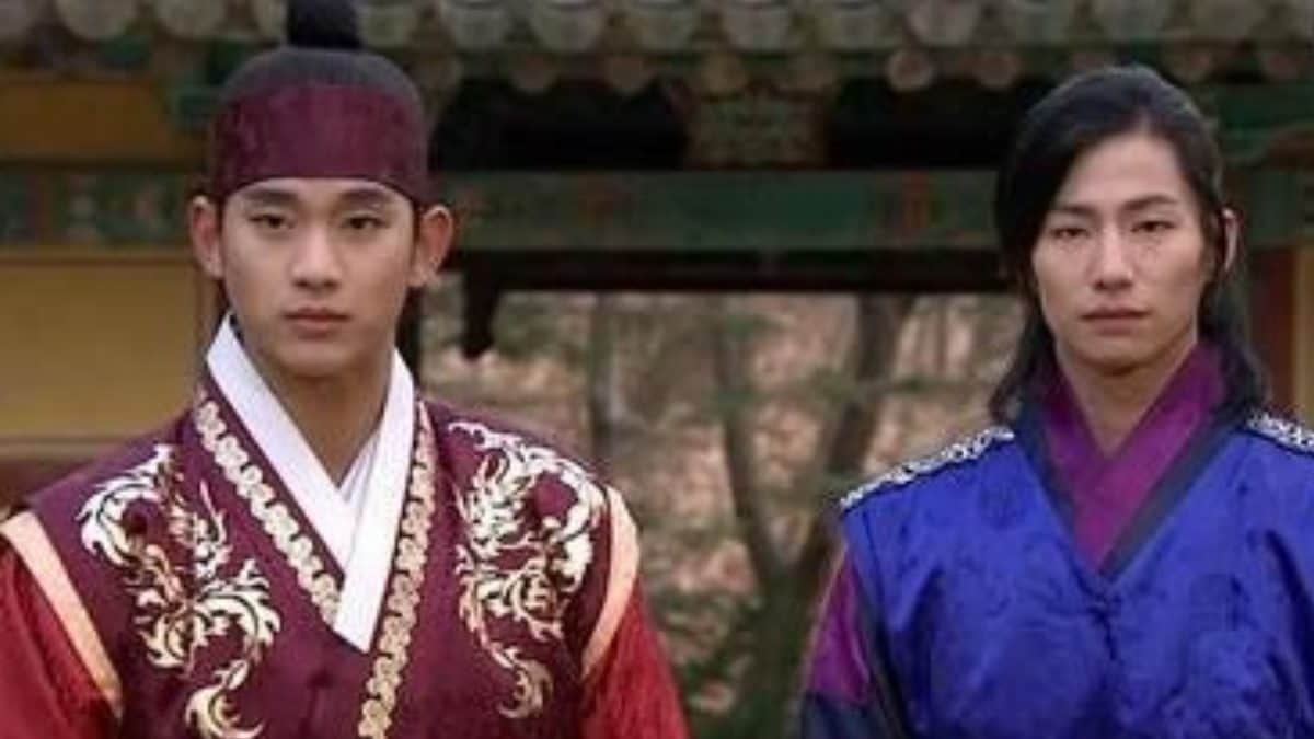 Song Jae Rim Funeral: Kim Soo Hyun REACTS To Moon Embracing the Sun's Co-star's Death | Movies ...