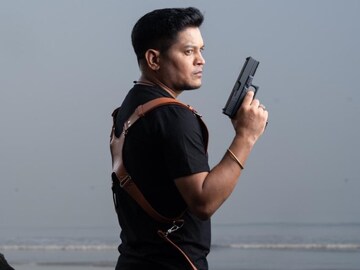 PM Narendra Modi's Former Security Personnel Lucky Bisht Rejects Bigg ...