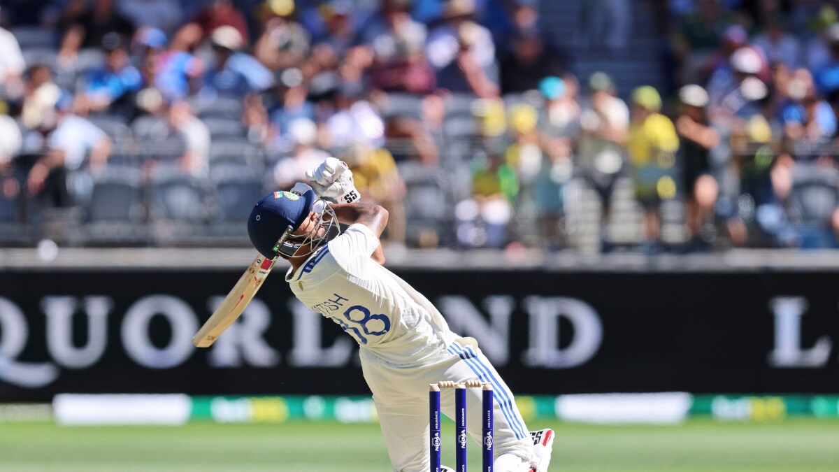 Watch: Nitish Reddy Shows No Mercy, Uppercuts SRH Skipper Pat Cummins ...