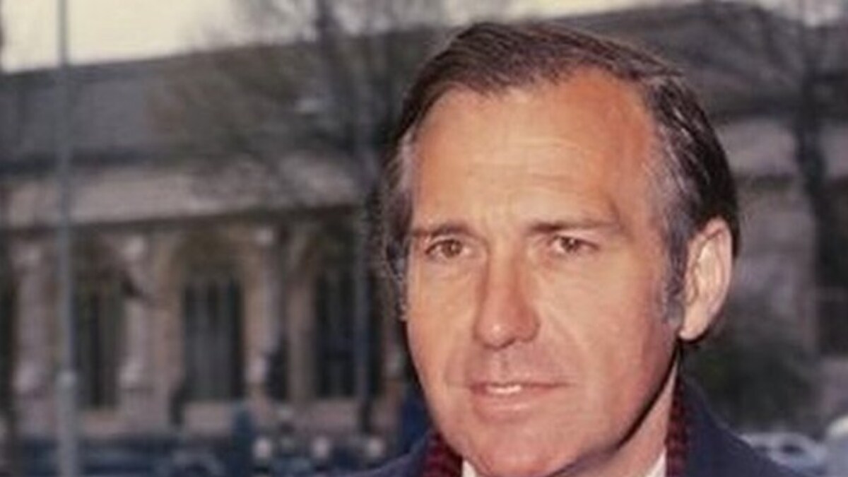 The Mysterious Story Of John Stonehouse- A Former UK MP Who Died Twice ...