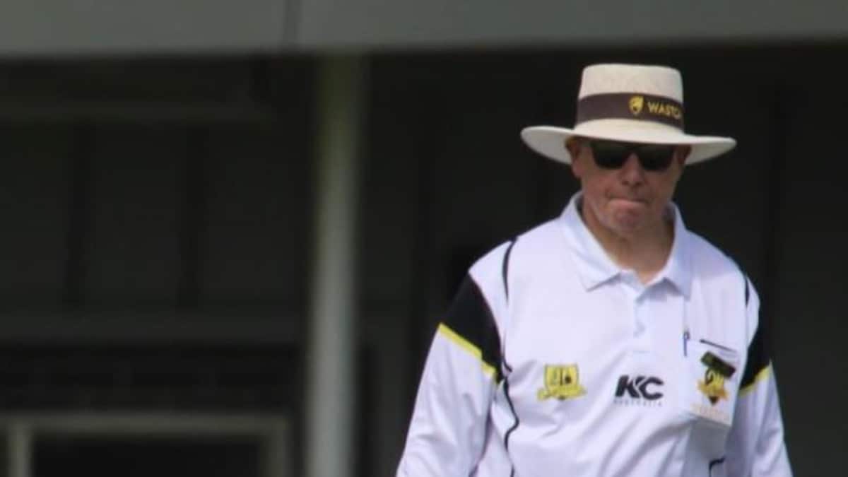 Umpire Suffers Serious Face Injury After Being Hit By A Ball, Picture ...