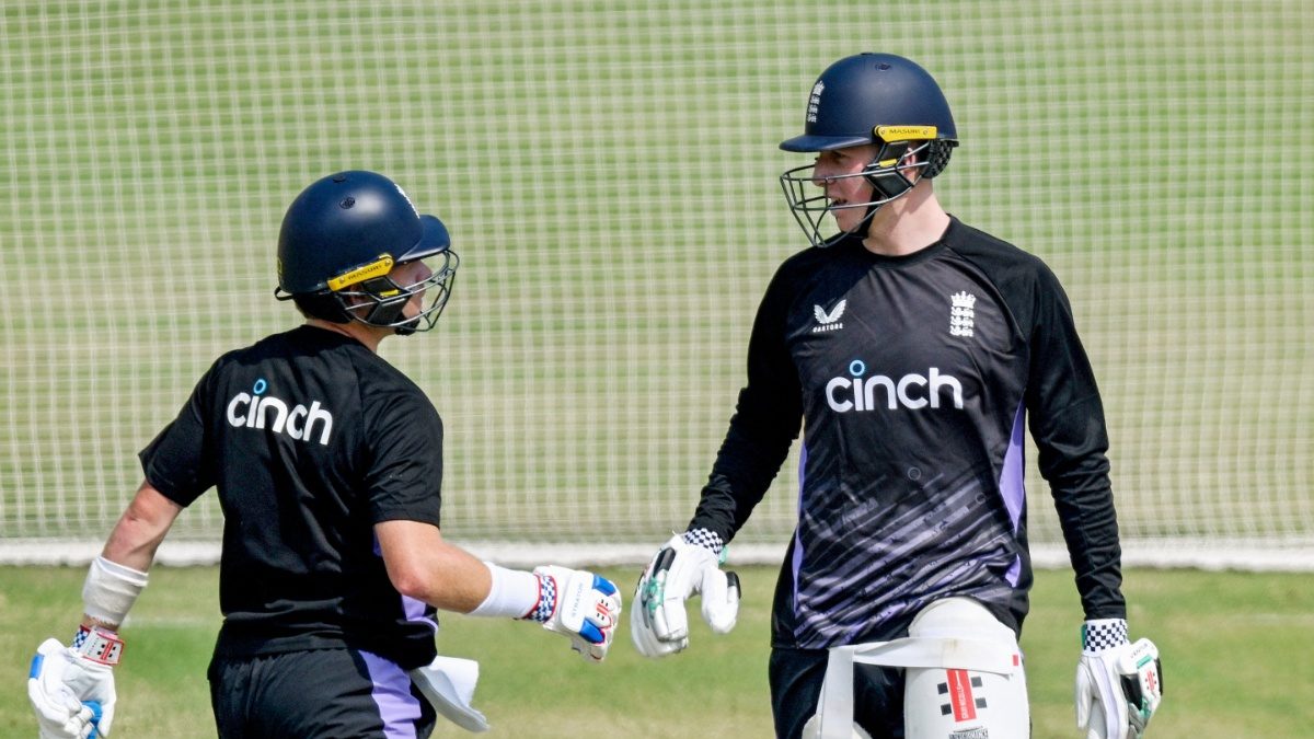 Nasser Hussain Wants Zak Crawley & Ollie Pope To Prove Their Worth In ...