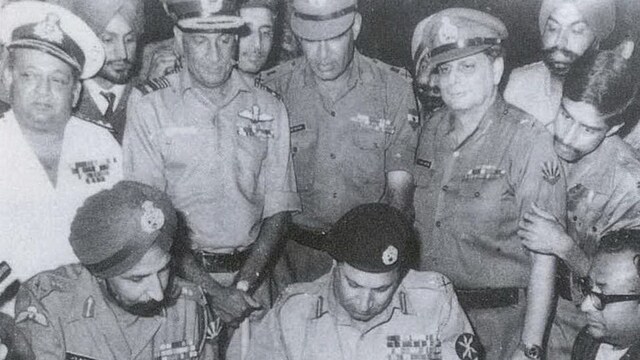 Revisiting Pivotal Moments Of The 1971 Bangladesh Liberation War ...