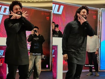 Allu Arjun Recreates Iconic Pushpa Pose During Film Promotion In New ...