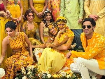 Shane Gregoire Holds Aaliyah Kashyap Close In FIRST PIC From Their ...