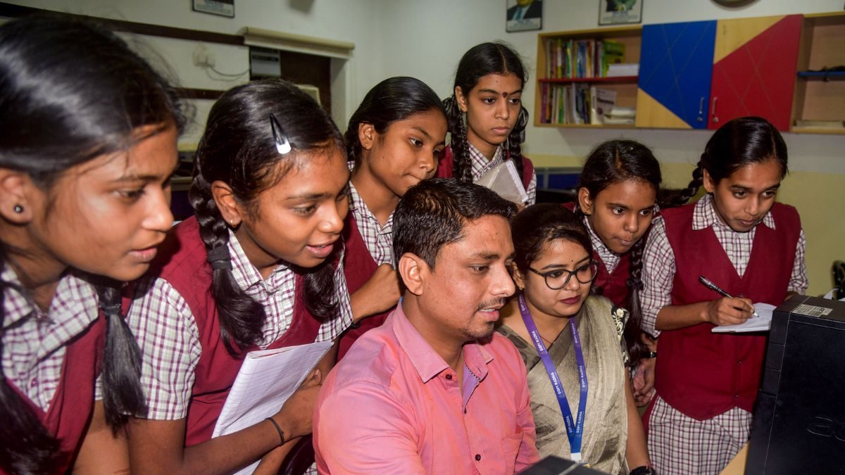 JKBOSE Class 10, 11, 12 Board Exam 2025 Schedule Released For Hard Zone ...