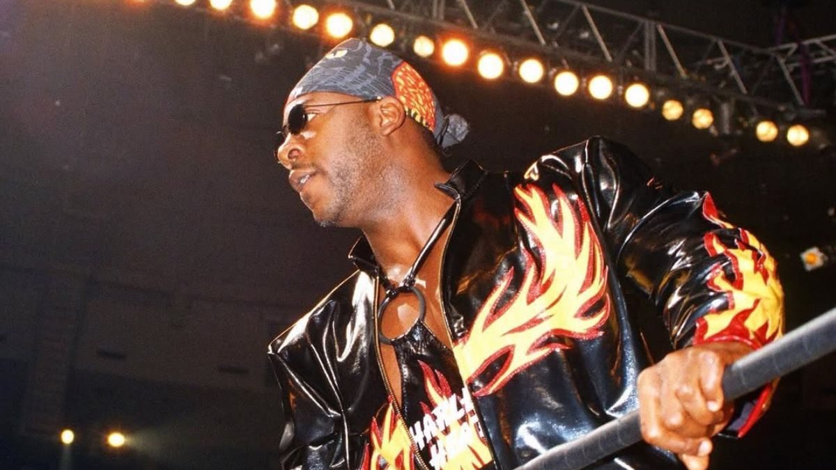 WWE Hall Of Famer Booker T To Make Return To Ring After 2-Year Hiatus ...